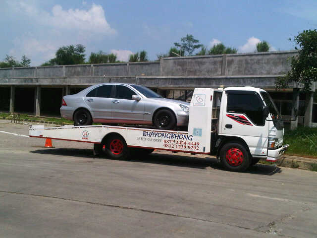 SEWA MOBIL TRUCK DEREK | Jasa Derek Mobil | Derek Gendong Towing