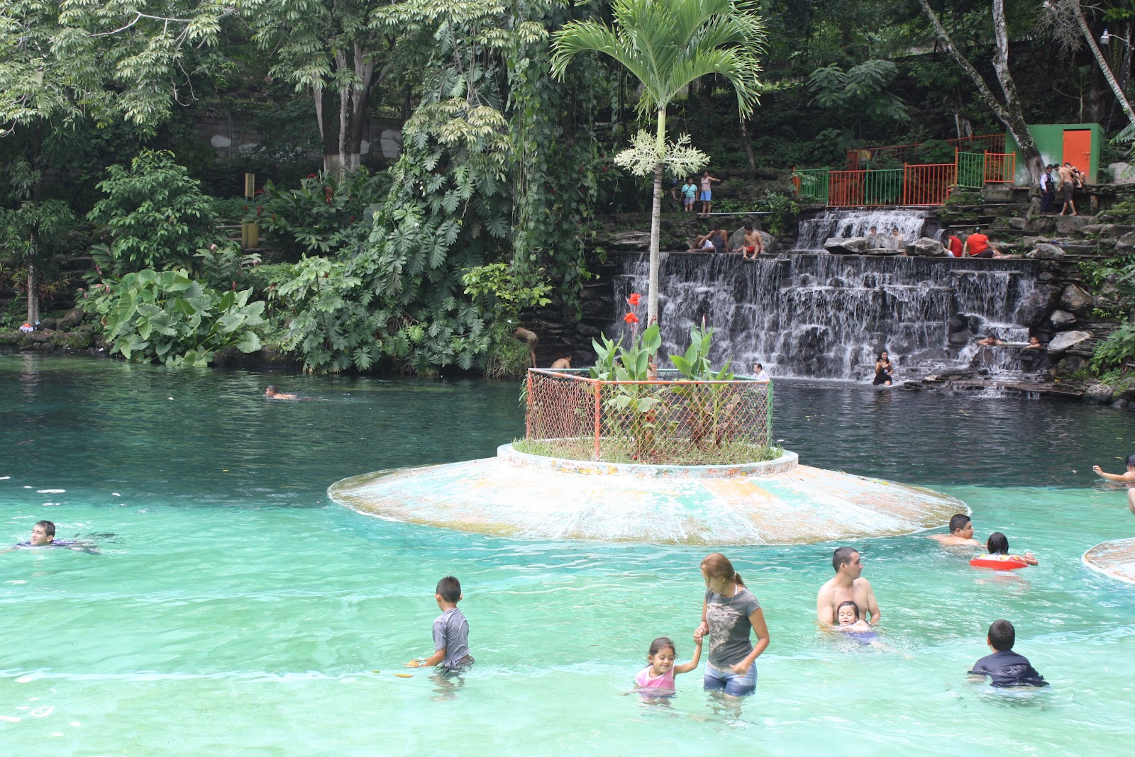 Parque acuático Amapulapa - San Vicente | LLEGANDO A RINCONES DE MI PAÍS