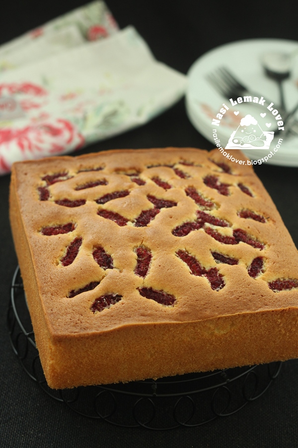 Nasi Lemak Lover: Mulberries Buttermilk Pastry Cake 桑椹酪乳蛋糕