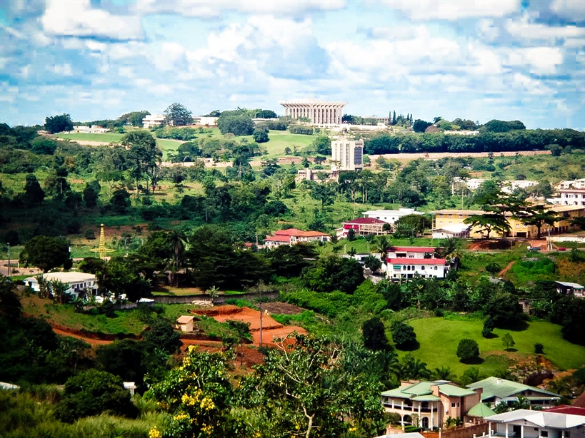 Anni´s Cupcakes: Kamerun: Hähnchen in Erdnuss-Sauce mit Couscous