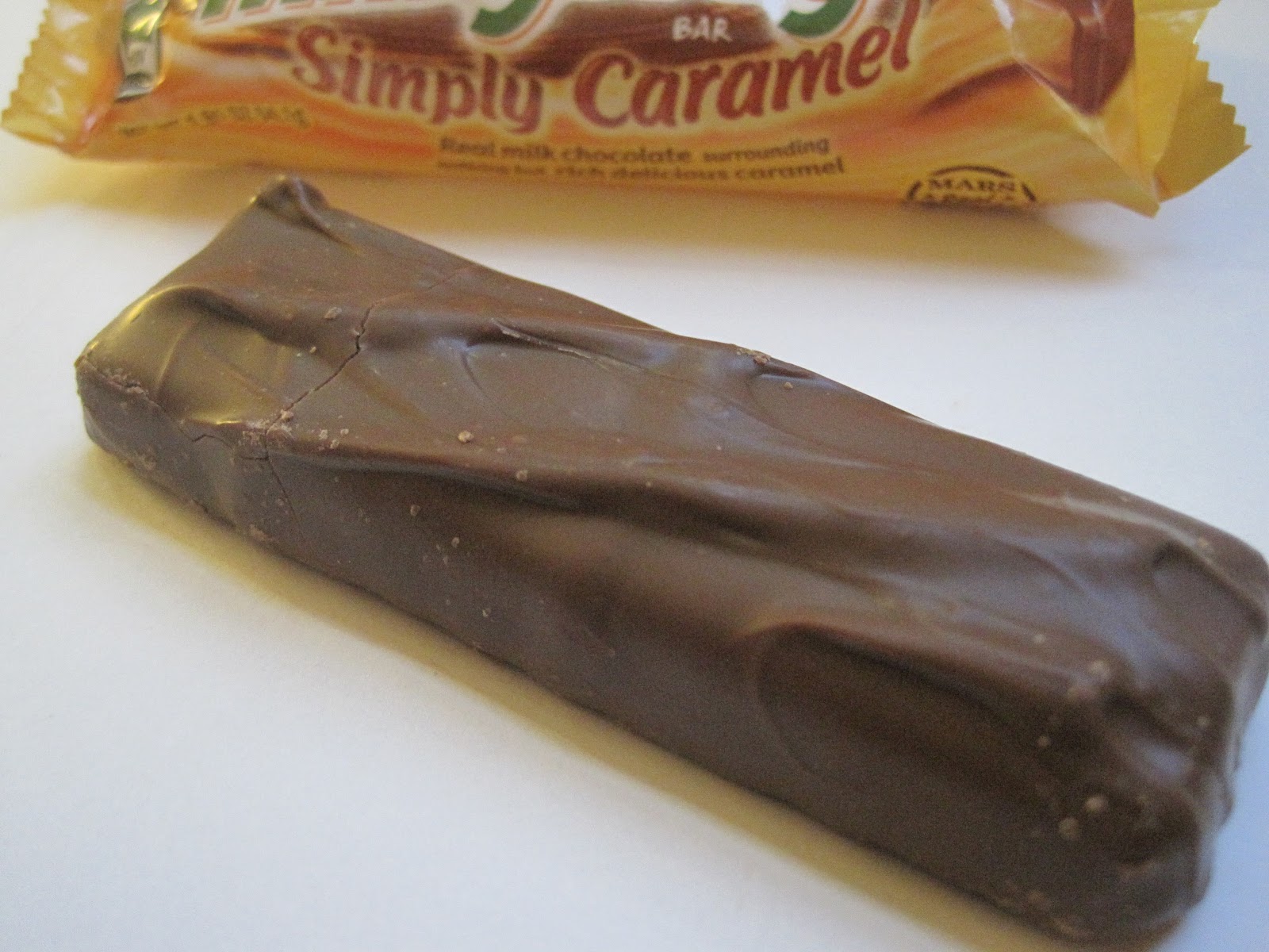 Walking The Candy Aisle: Milky Way Simply Caramel review