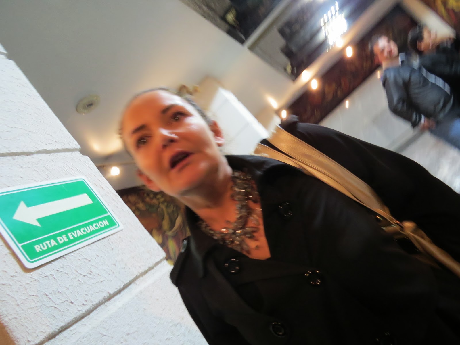 ESPECTACULARIO: LA ANDA RECUERDA A IRMA LOZANO