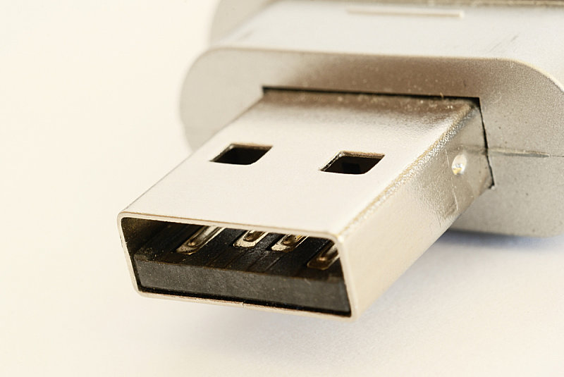 Aquí Eh!!! Donde te actualizas....: El Nuevo USB con capacidad para 100 ...