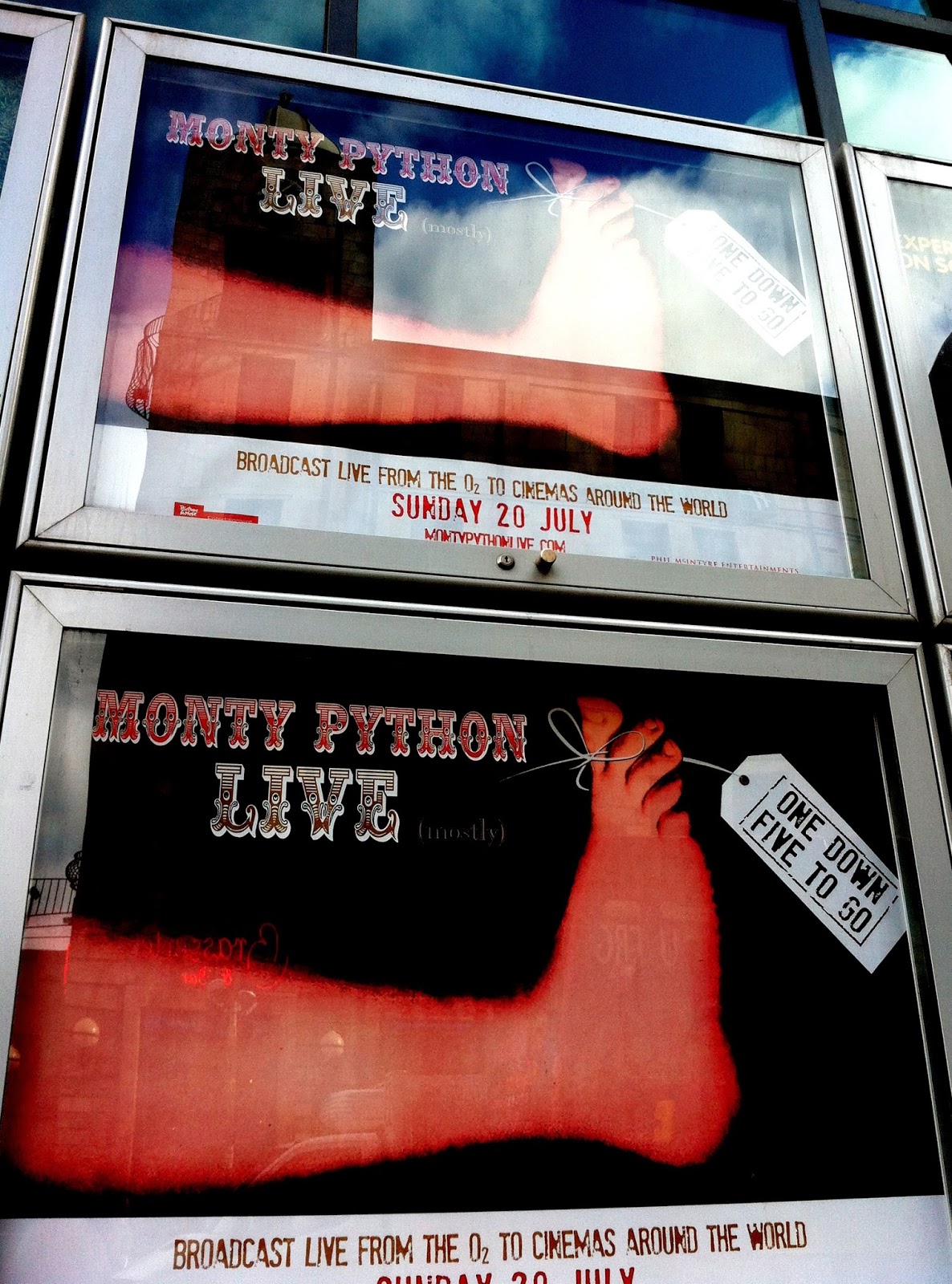 No Complications: Monty Python Live (Mostly) and Dead