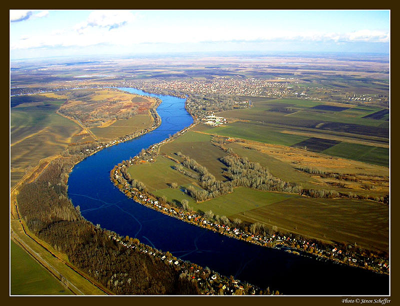 Entre deux eaux: Les fleuves et les lacs en Hongrie