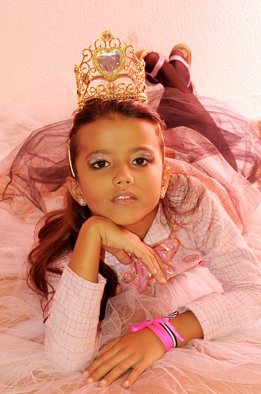 Looks, foto e música.: FELIZ ANIVERSÁRIO CIRCUITO FASHION!!!!!!