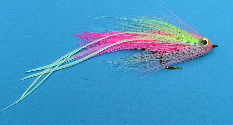 Custom Pike/Saltwater Fly tying: January 2012