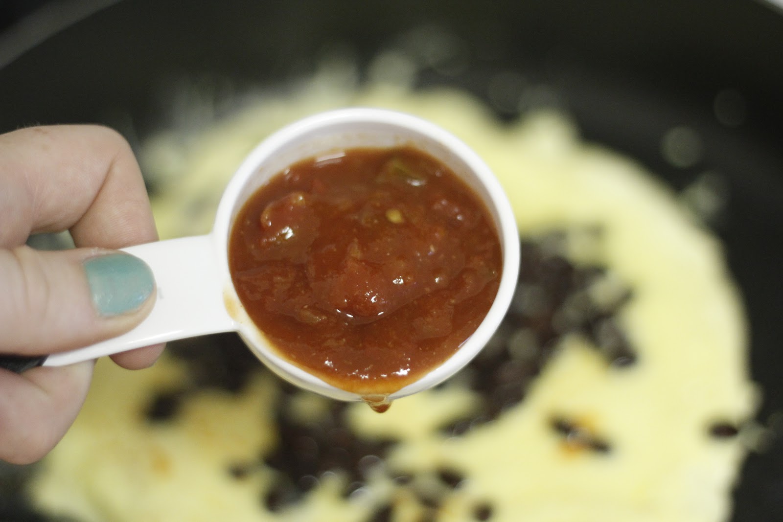 Mac&Cheese&Peas: WILD HARVEST: Black Bean and Mango Salsa Omlette