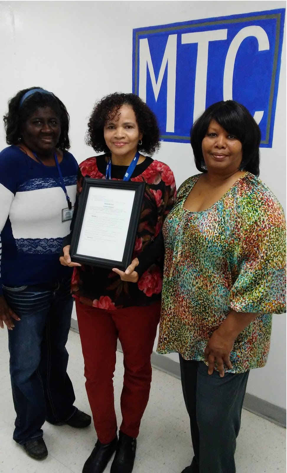 Roscoe Reporting : Mississippi Governor Signs Bill Honoring Civil ...