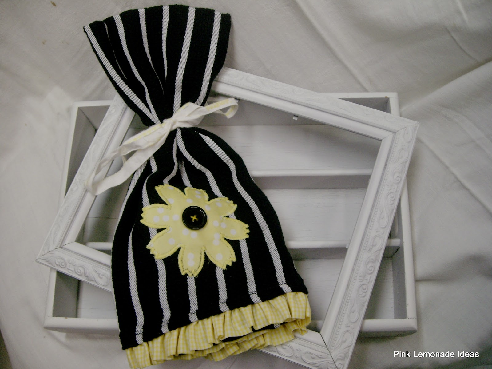 Pink Lemonade Ideas: Dish Towels - I must have an addiction!