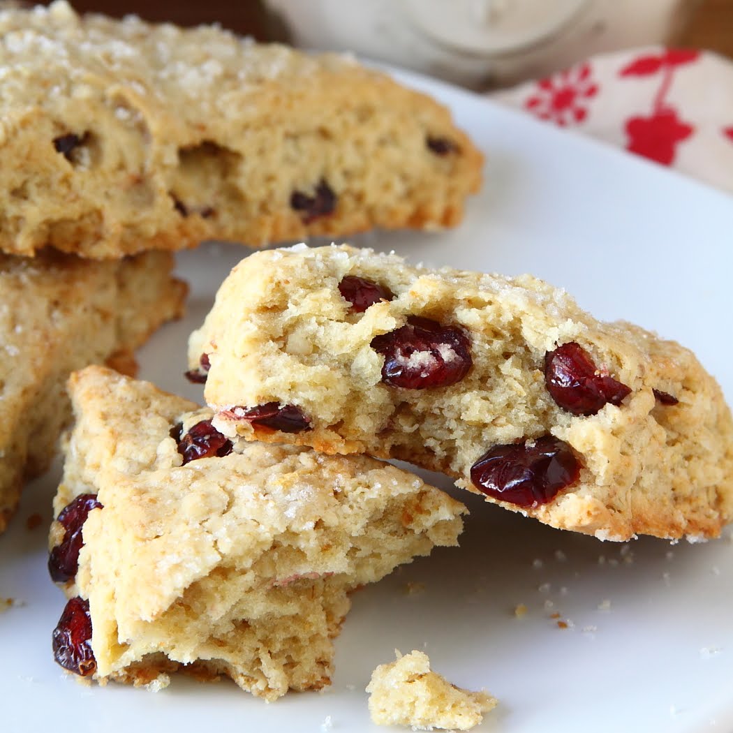 ShowFood Chef: Food Gift - Olive Oil Cranberry & Oat Scones - Mix In A Jar