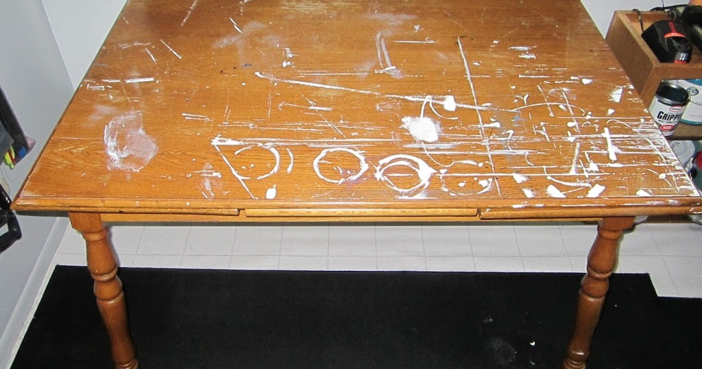 GIY: Goth It Yourself: Kitchen Makeover: Dining Table