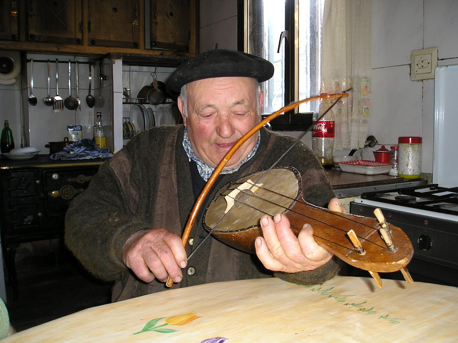 CORROBLA DE BAILES TRADICIONALES: EL RABEL EN ZAMORA