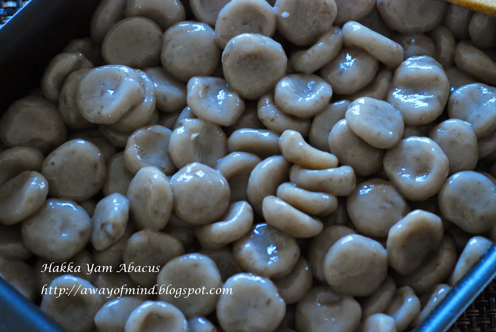 Awayofmind Bakery House: Hakka Yam Abacus Seeds 客家算盘子