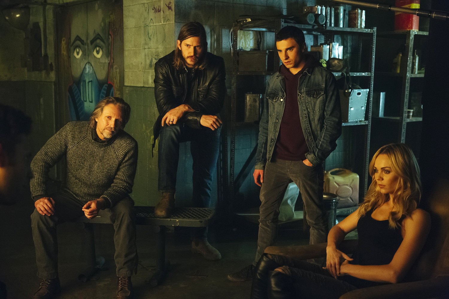 Laura Vandervoort: Bitten Season 3: Episode 10 (Series Finale) "Truth ...