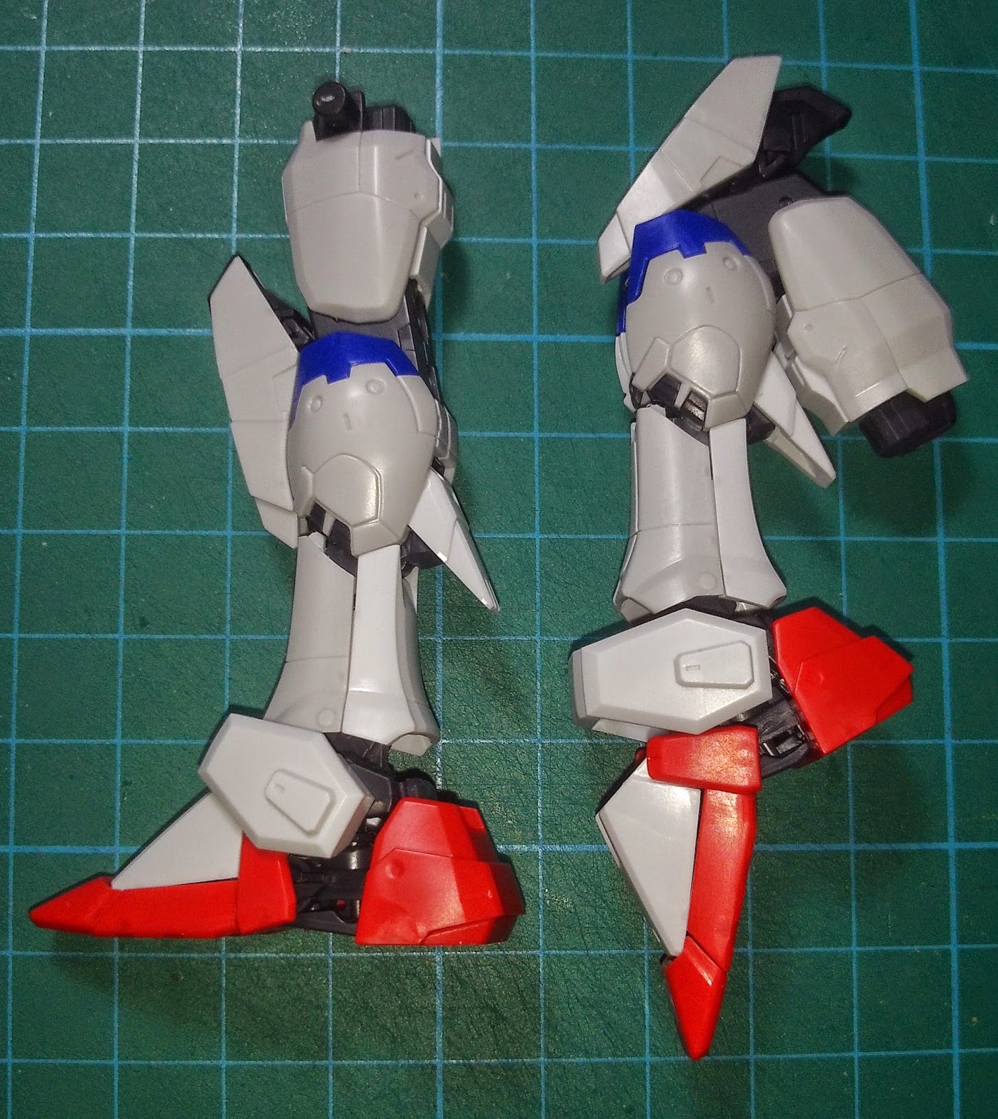 Gundam Plamo Crazy: RG 1/144 Destiny Gundam Part 6 - Leg Unit Build