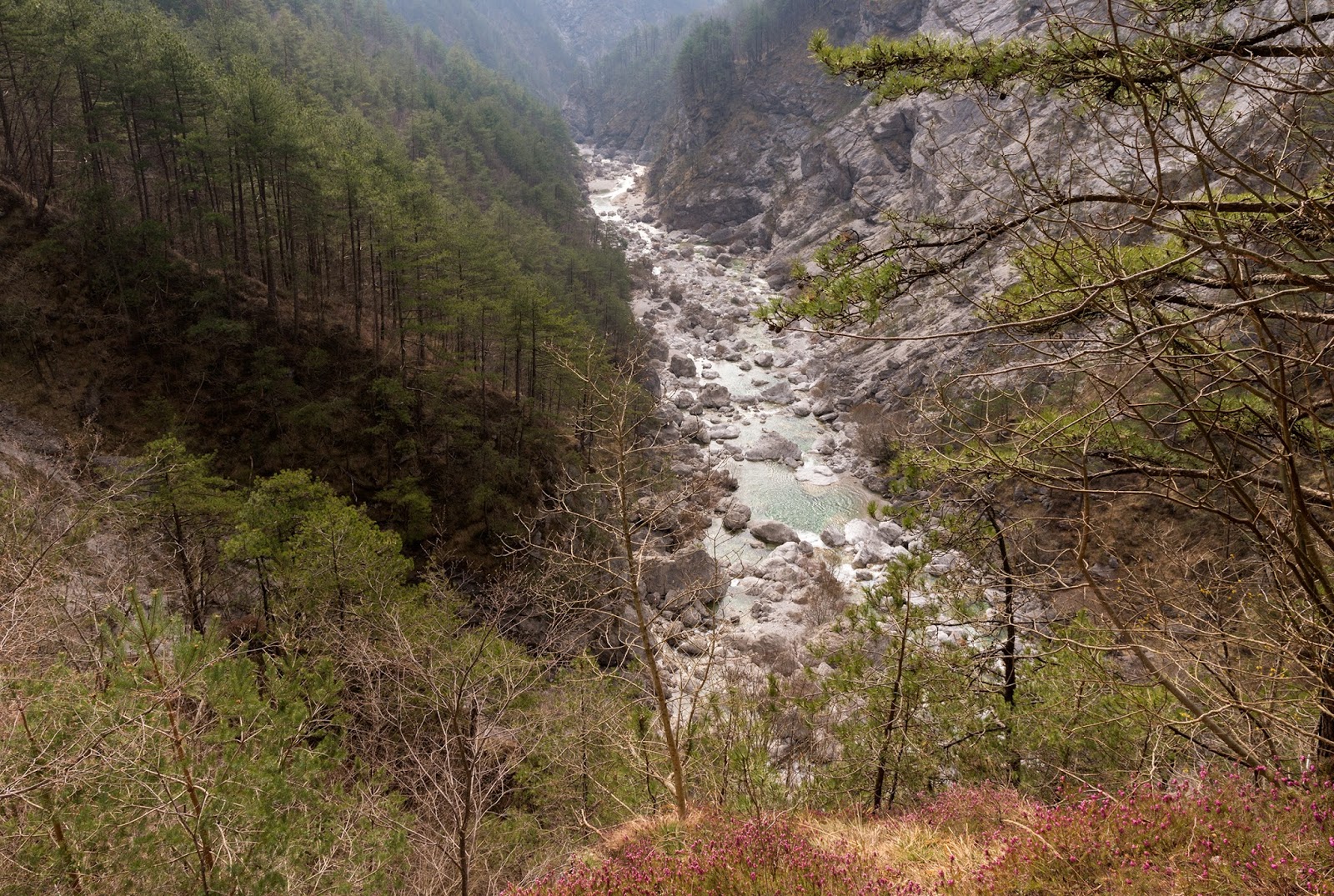 Montagne Sottosopra : CANAL DI MEDUNA: al lago di Ciul