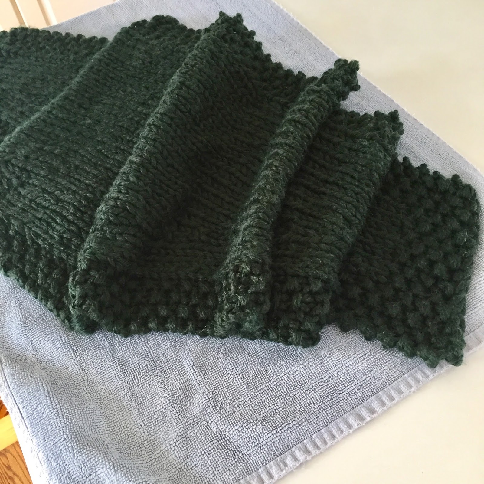 Fifty Four Ten Studio: "A Bit of Good Luck" Easy Shawl Knitting Pattern