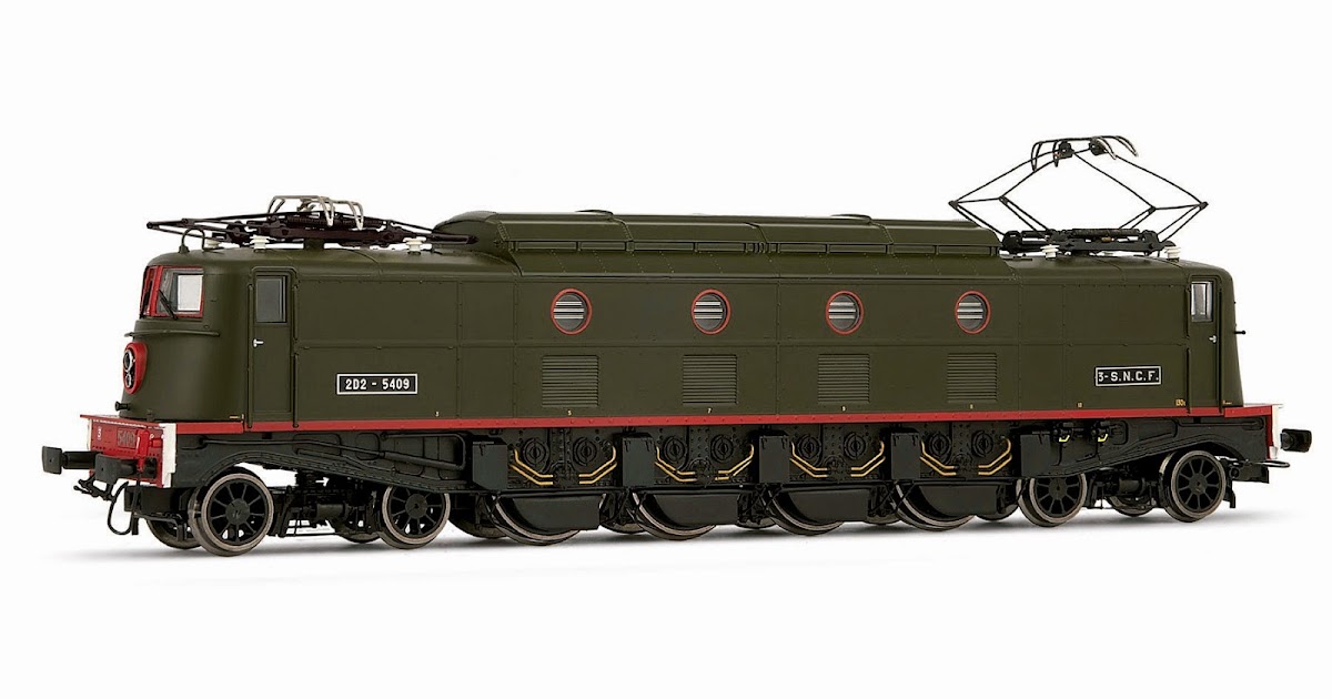 French Model Railway: Window shopping.