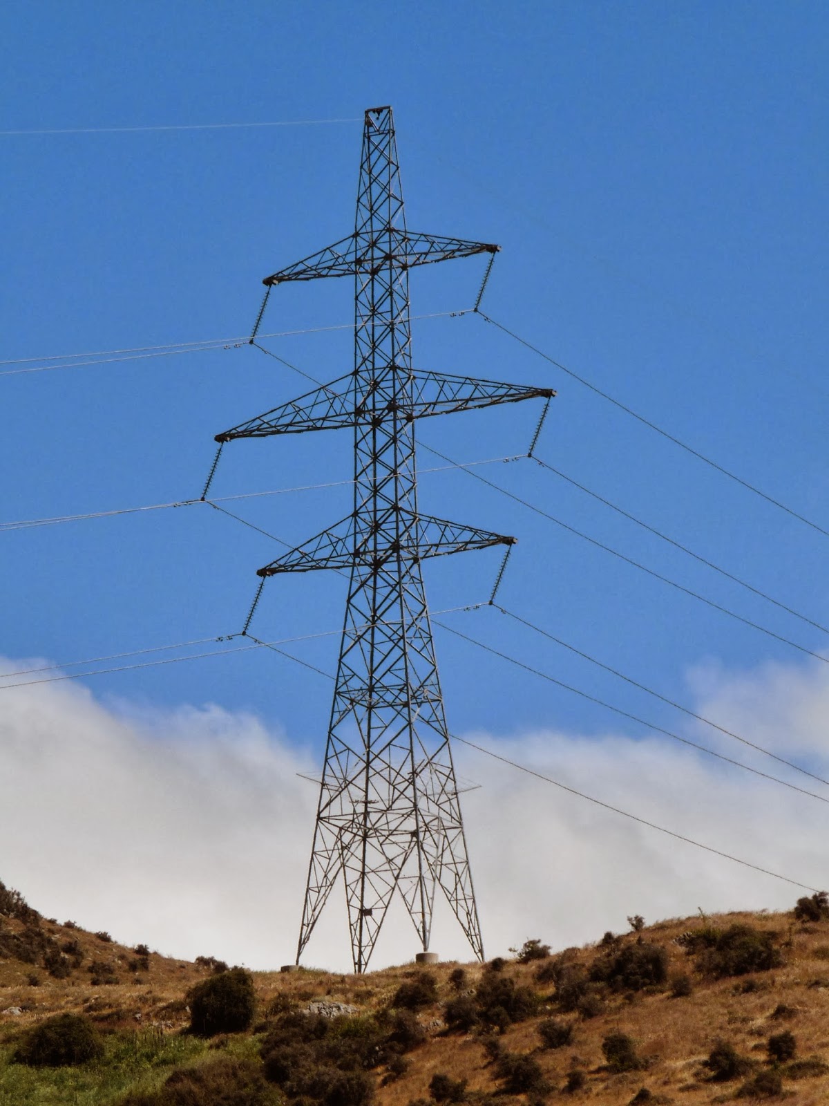 Our Pieces of World: T&D - Pylones