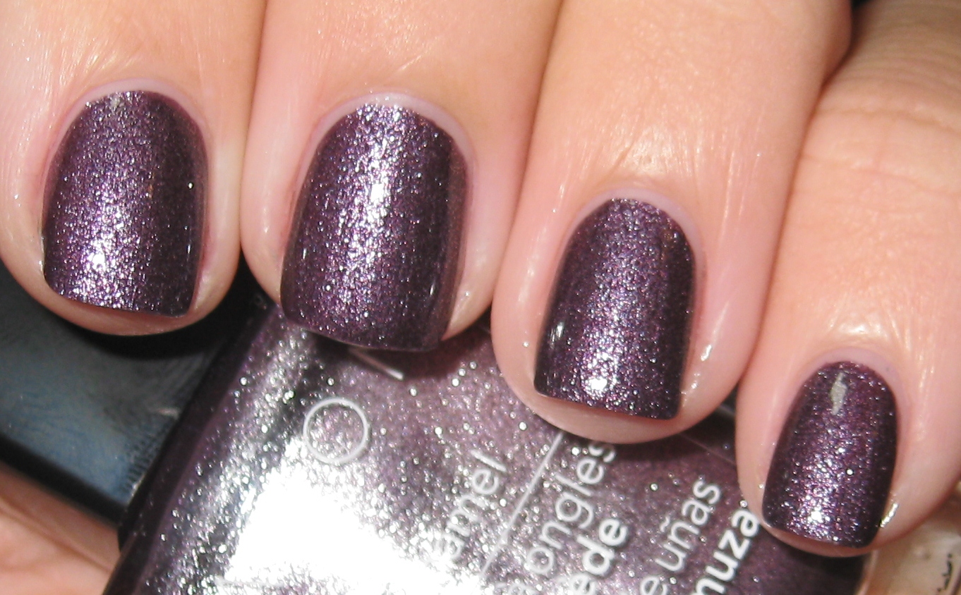 Pretty Little Bottles: Avon Suede Nail Enamel