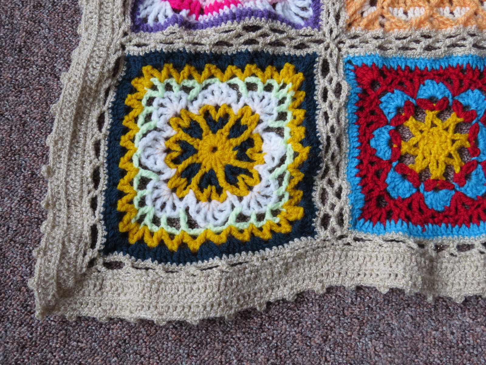 LillysKleineHandarbeitswelt: CAL-Decke - Granny Square - Crochet Along