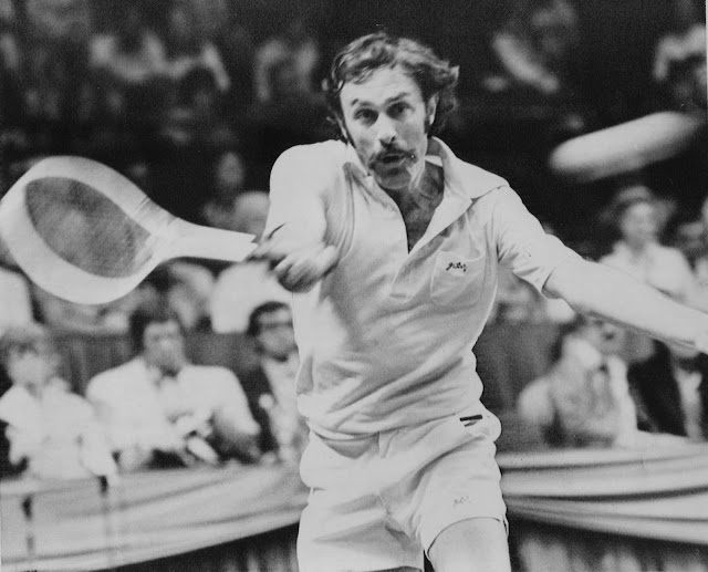 TOP TENNIS: I NUMERI 1 DEL TENNIS : JOHN NEWCOMBE