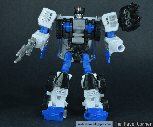 The Rave Corner: Transformers Generations Combiner Wars Deluxe Class ...