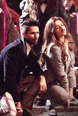 Gulabo Song Lyrics - Shaandaar Movie / Shahid Kapoor & Alia Bhatt