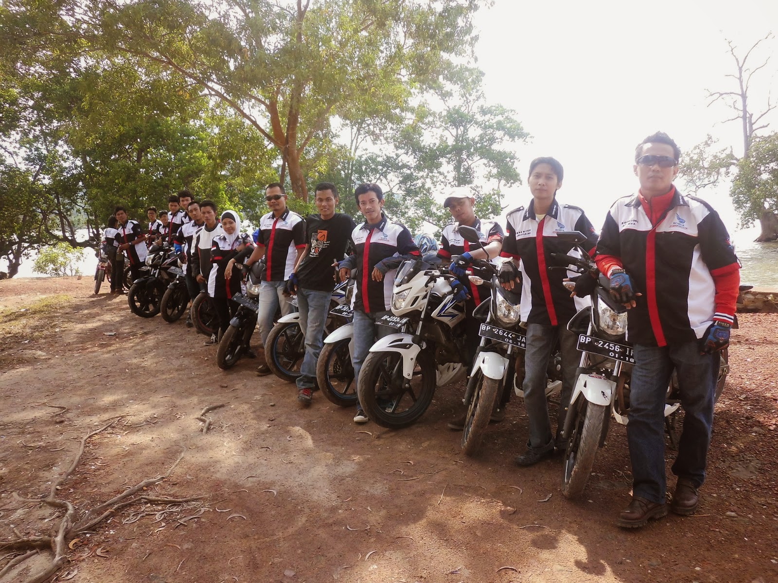HONDA STREETFIRE CLUB BATAM: Perbedaan Club Motor dengan Geng Motor