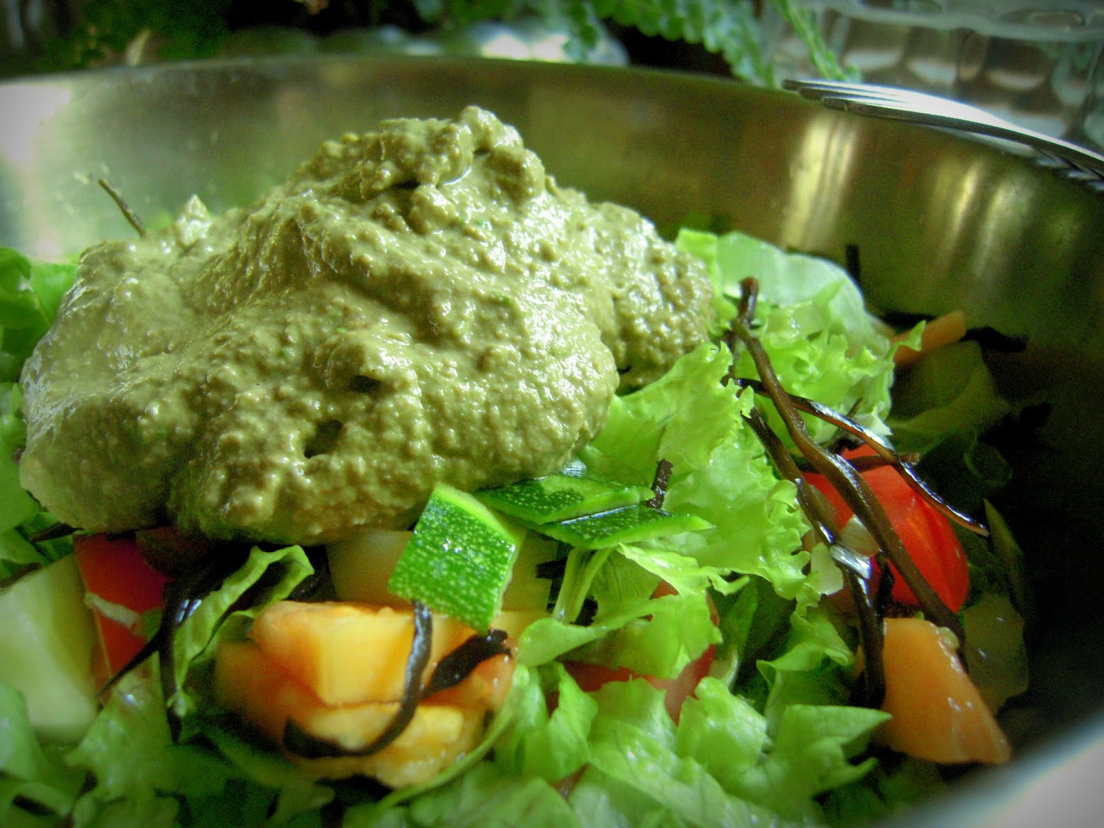 Greetings from Nelland!: BASIC RAW LUNCH