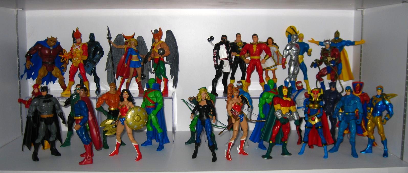 Chase Variant: Chase Pics: Justice League Unlimited Display! (and other ...
