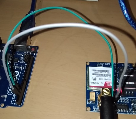 ArduinoWorld: GSM sim 900 Learn AT command made Flooding and Raining Alert