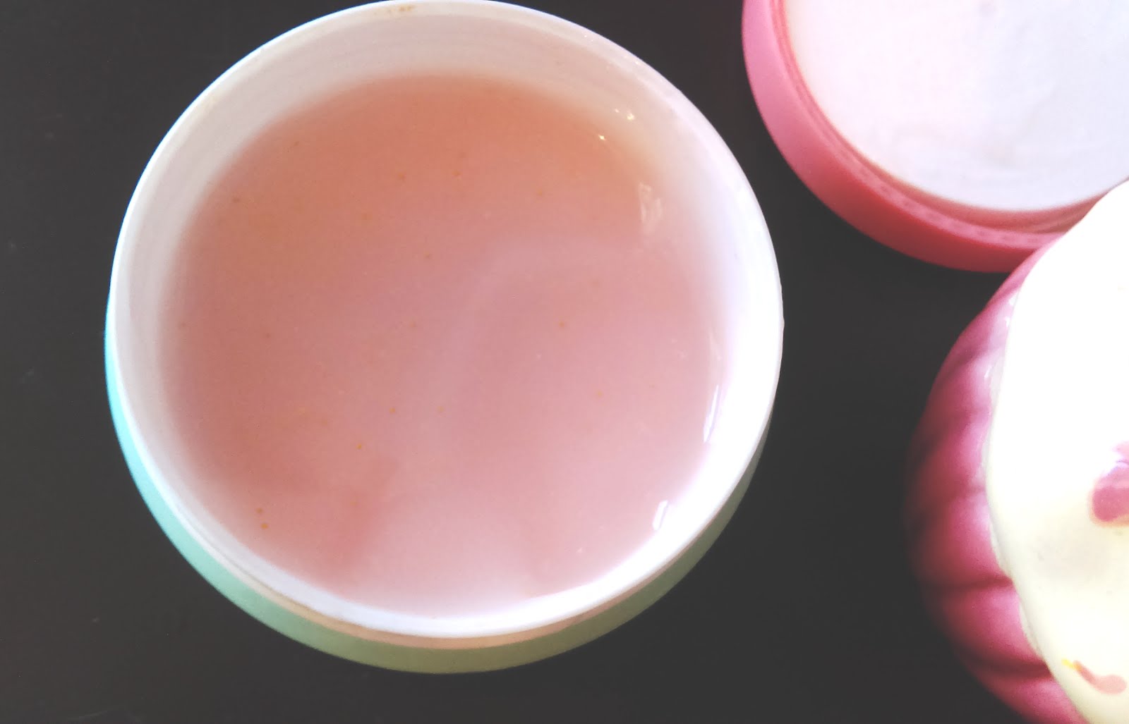 Beauty in Blossom: Holika Holika- Pig Collagen Jelly Pack