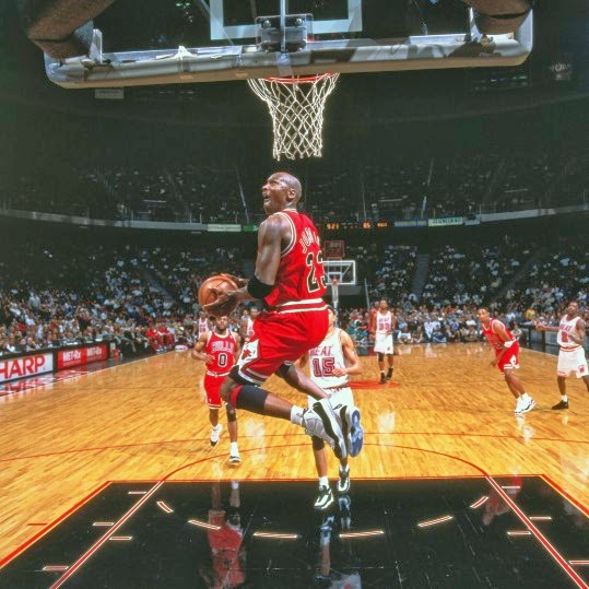 Homenaje de 200 imágenes a Michael Jordan - Respirando Basket