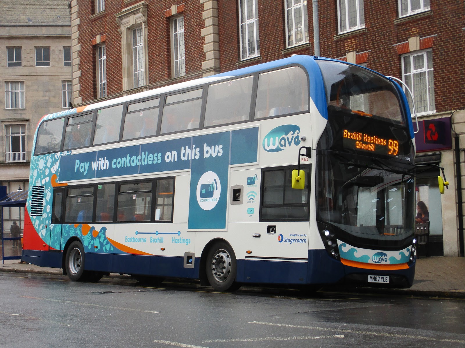 Lous bus pictures: Wave MMCs into service at Stagecoach South East