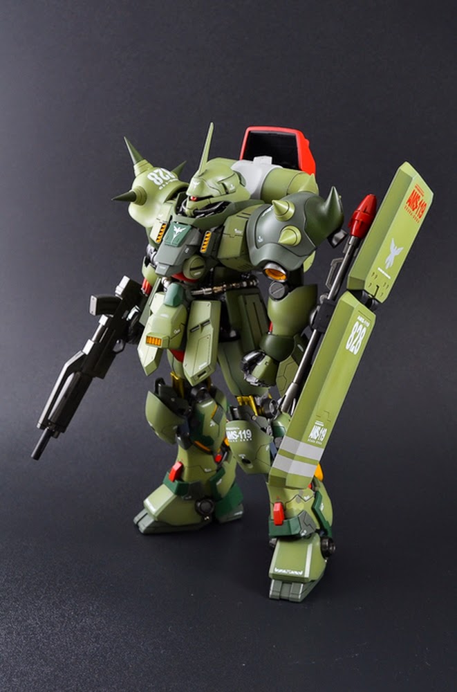 Custom Build: MG 1/100 Geara Doga "High Mobility Custom"