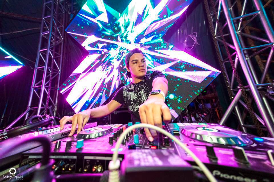 Carpeta actualizada a Nov/Dic 😎🤘 DJ COSMO 2016 - Zonadjsgroup