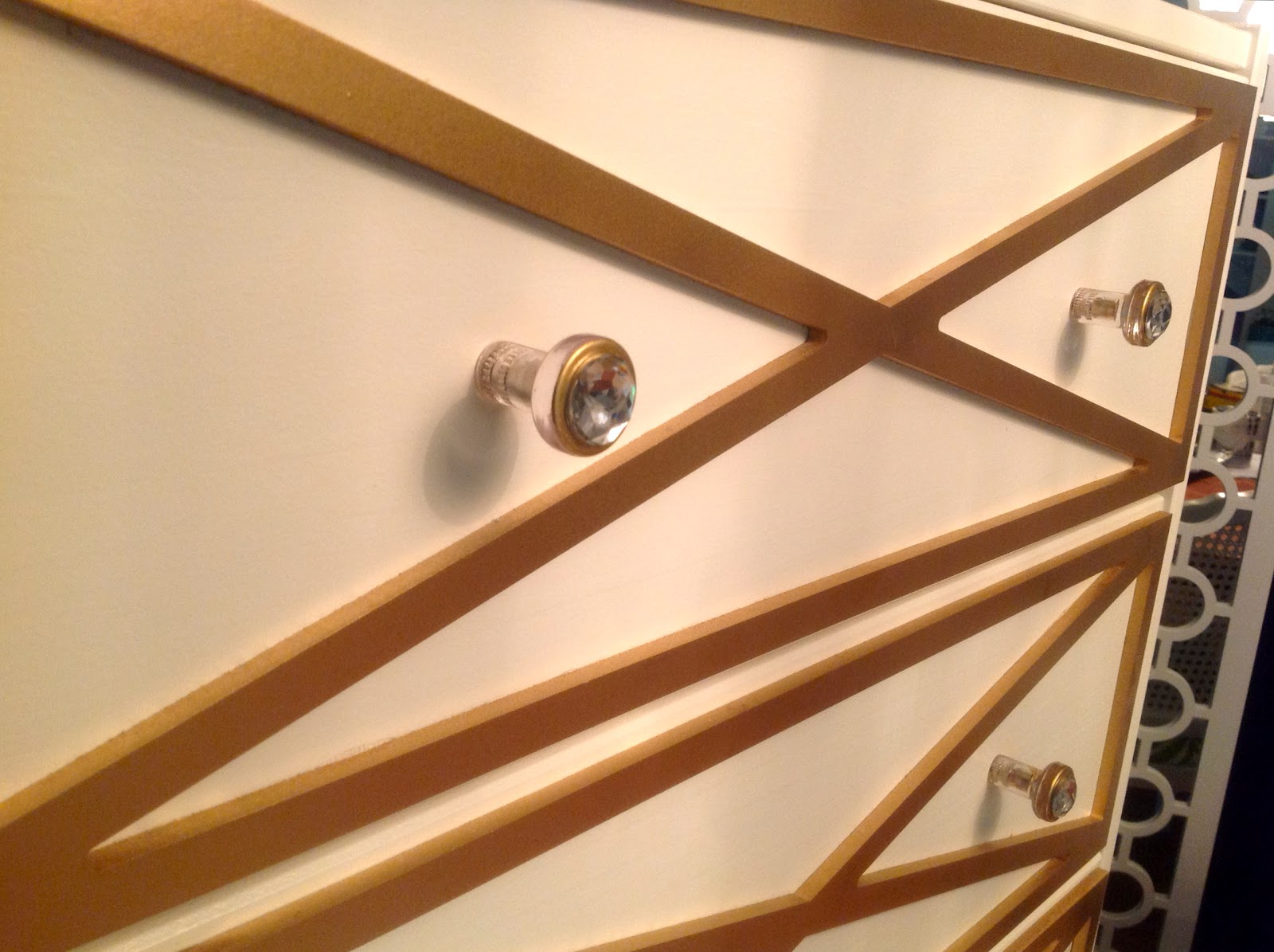 GORGEOUS SHINY THINGS: Hob Knobbing part 2