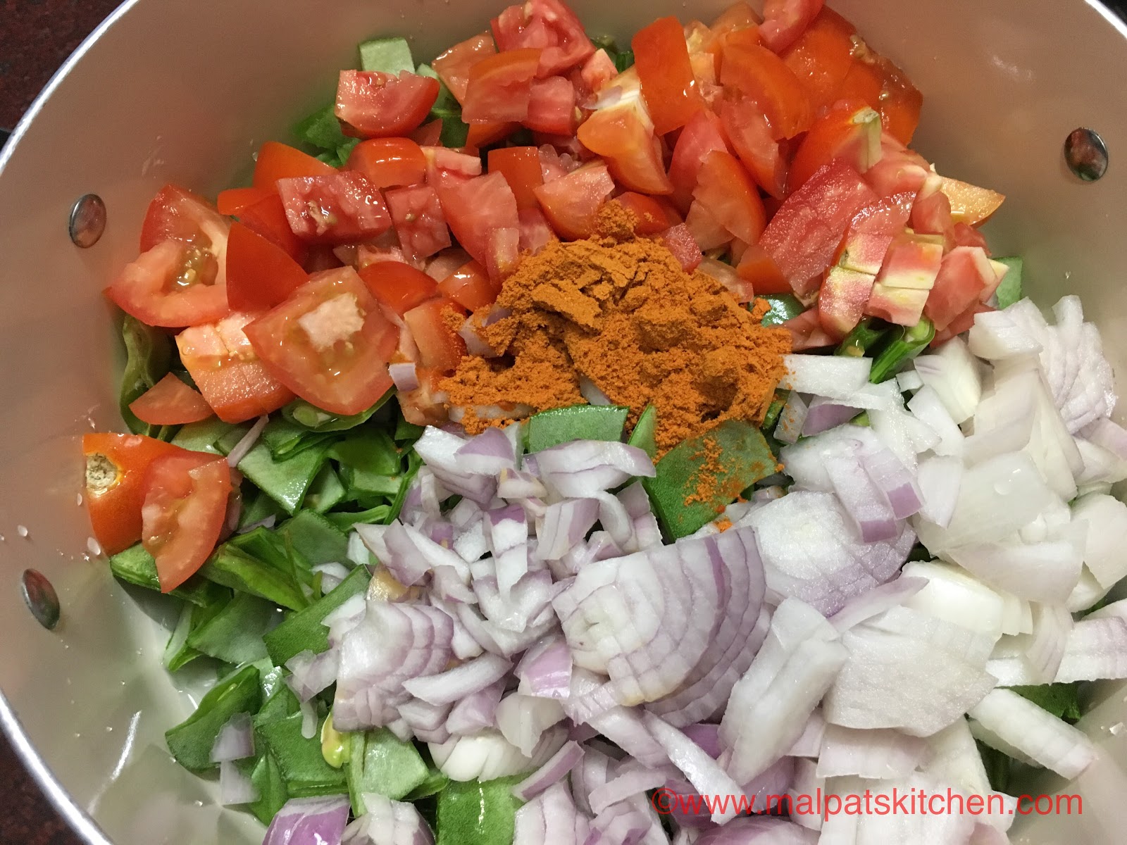 AVARAKKAI CURRY WITH TOMATO-ONION ~ Malpats Kitchen