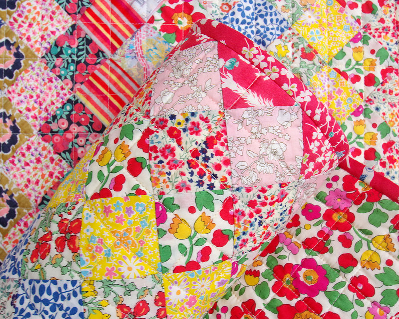 Red Pepper Quilts: A Liberty of London Trip Around the World Quilt