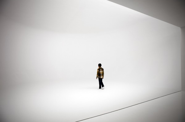 everywhere art: Artificial and Immersive Atmospheric Installations