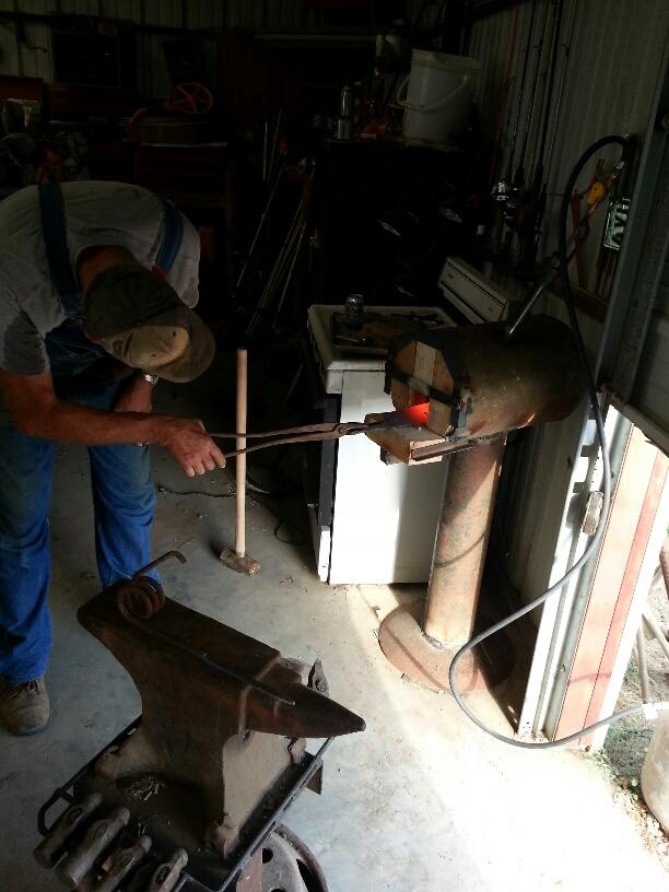 Modern Day Redneck: Homemade Forge