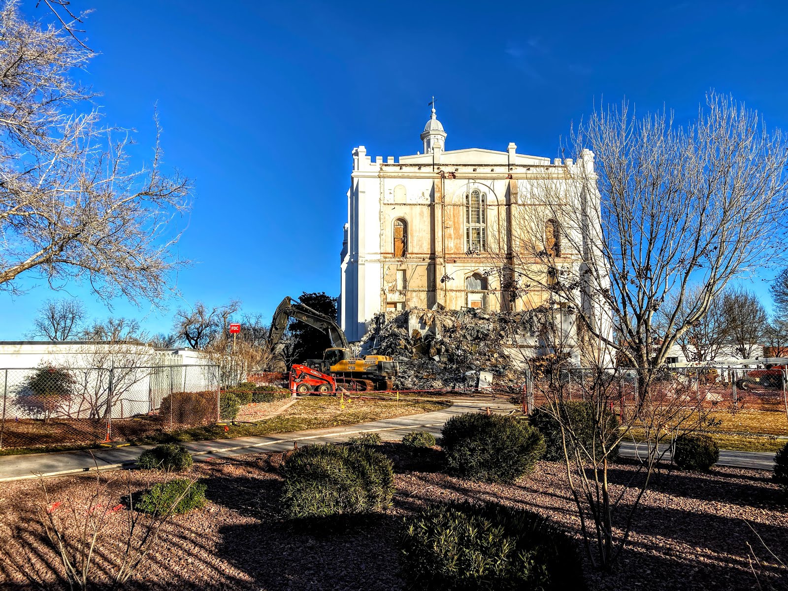 Walking Arizona: St George Temple Renovation, St George, Utah