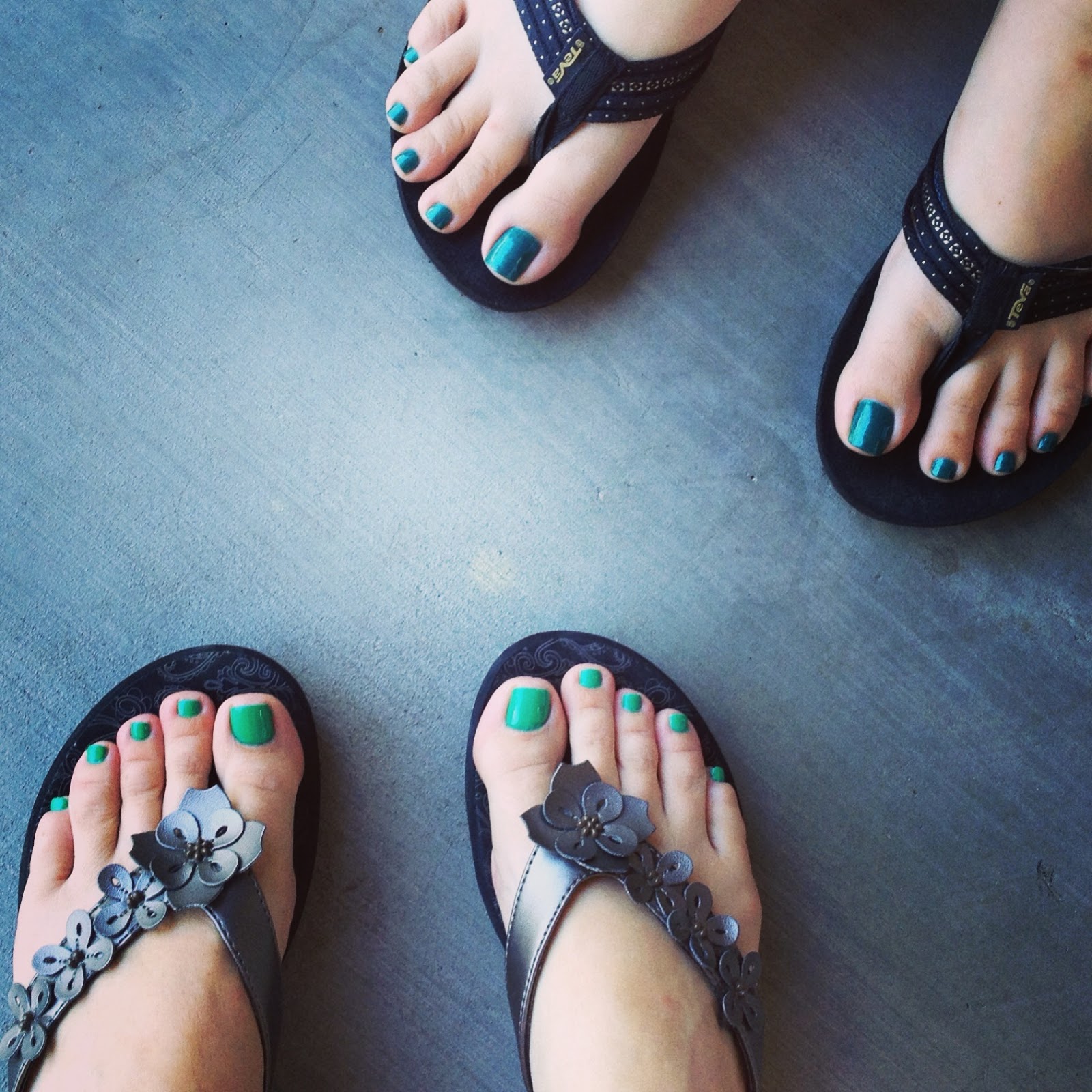 PaperTurtle: Team Teal Tuesday ~ The Toes