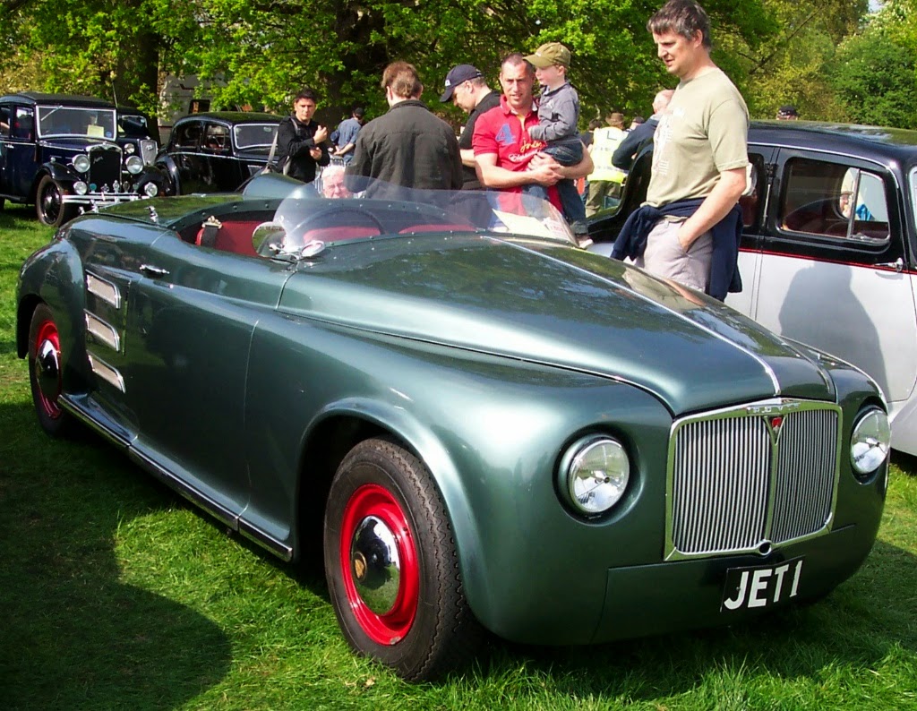 drivingandlife: ROVER REQIUM