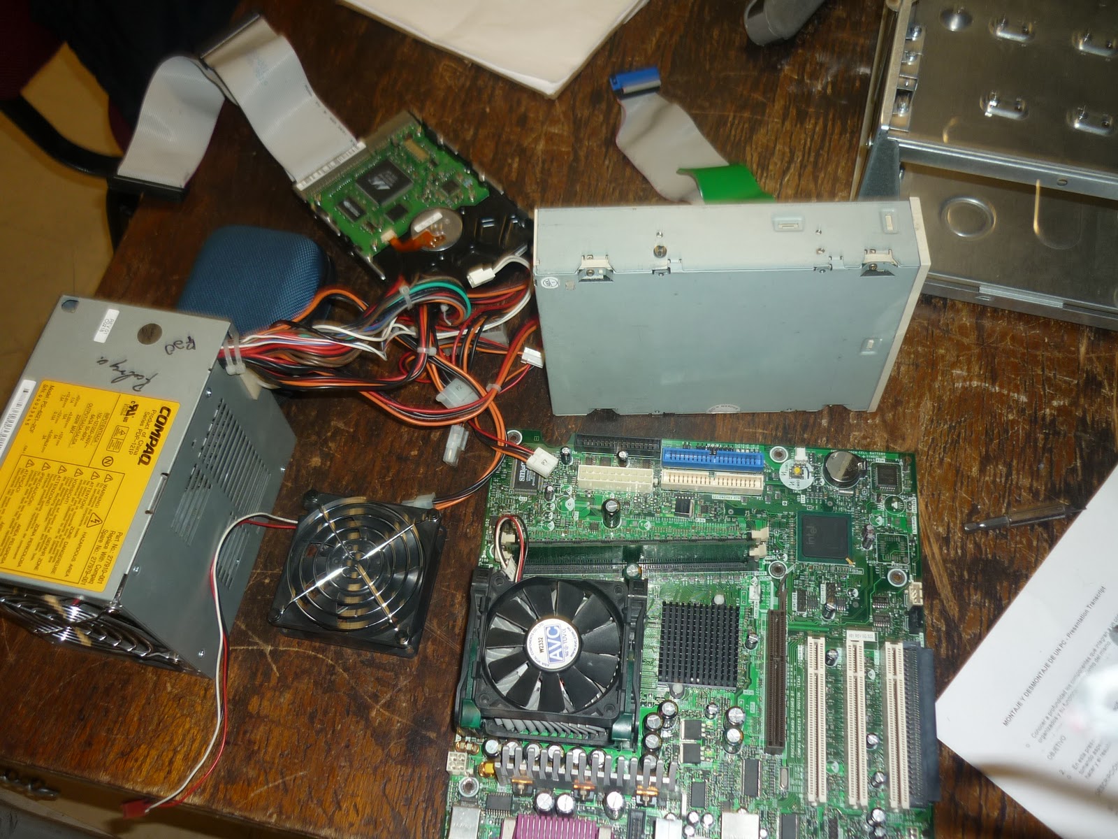 Mantenimiento De Software: Ensamble Y Desensamble De PC