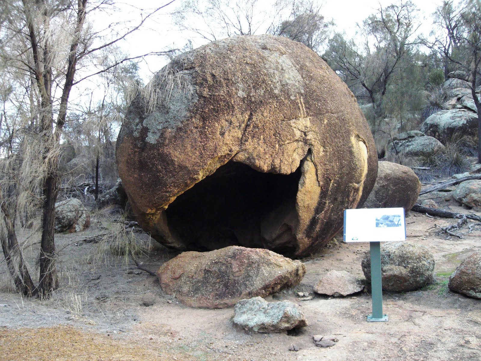 Crawf and Sue On the Move: Still heading inland