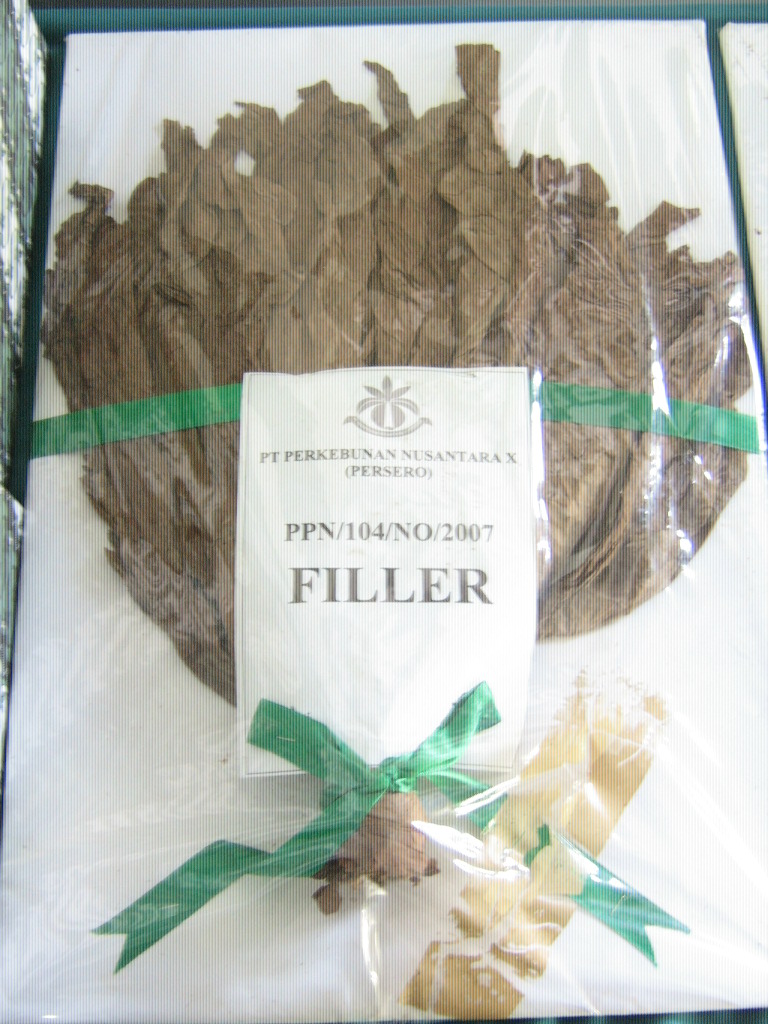 NaOogst Cigar "Cerutu Jember Mendunia"