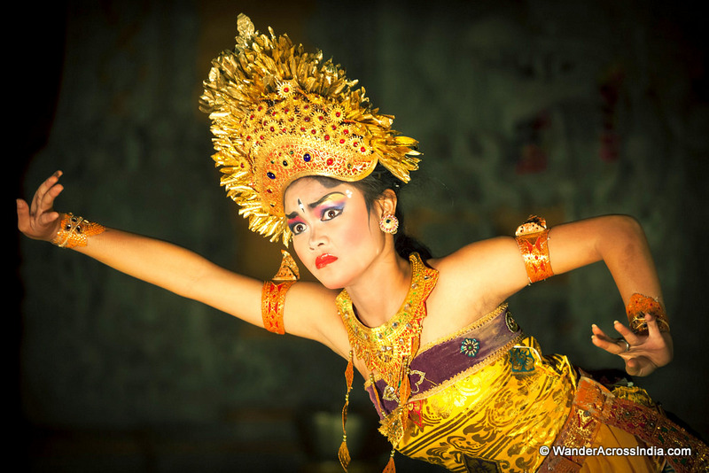 Traditional Balinese Dance: September 2016